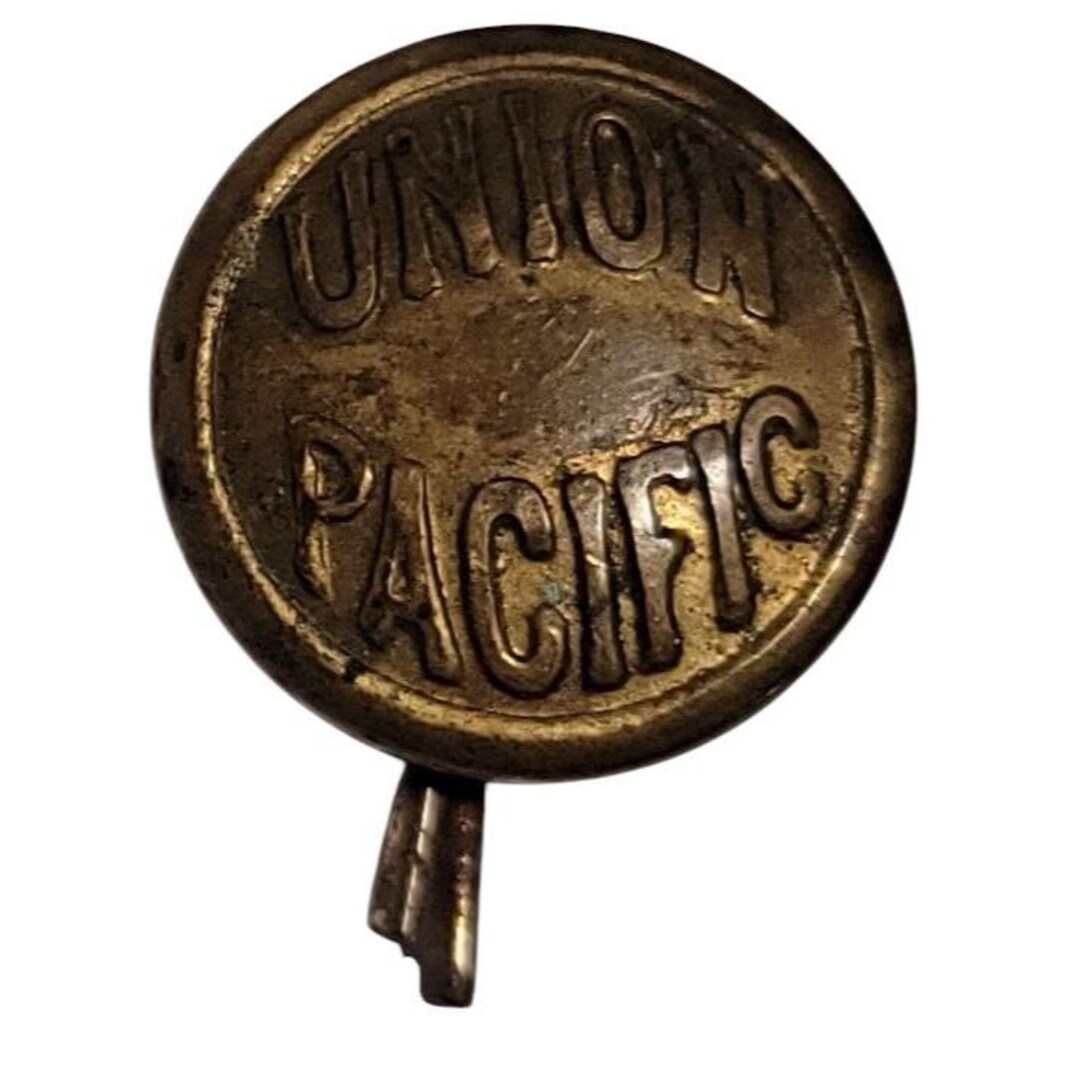 Very Early Union Pacific Uniform Button Antique Railroad Trains Railway ...