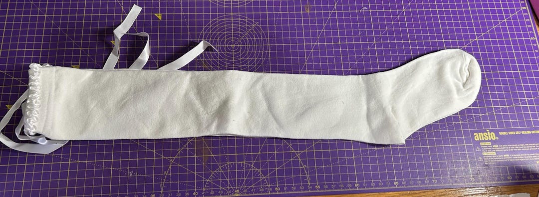 Ladies' WHITE Regency/ Georgian/ Colonial Knitted Stockings With Ribbon ...