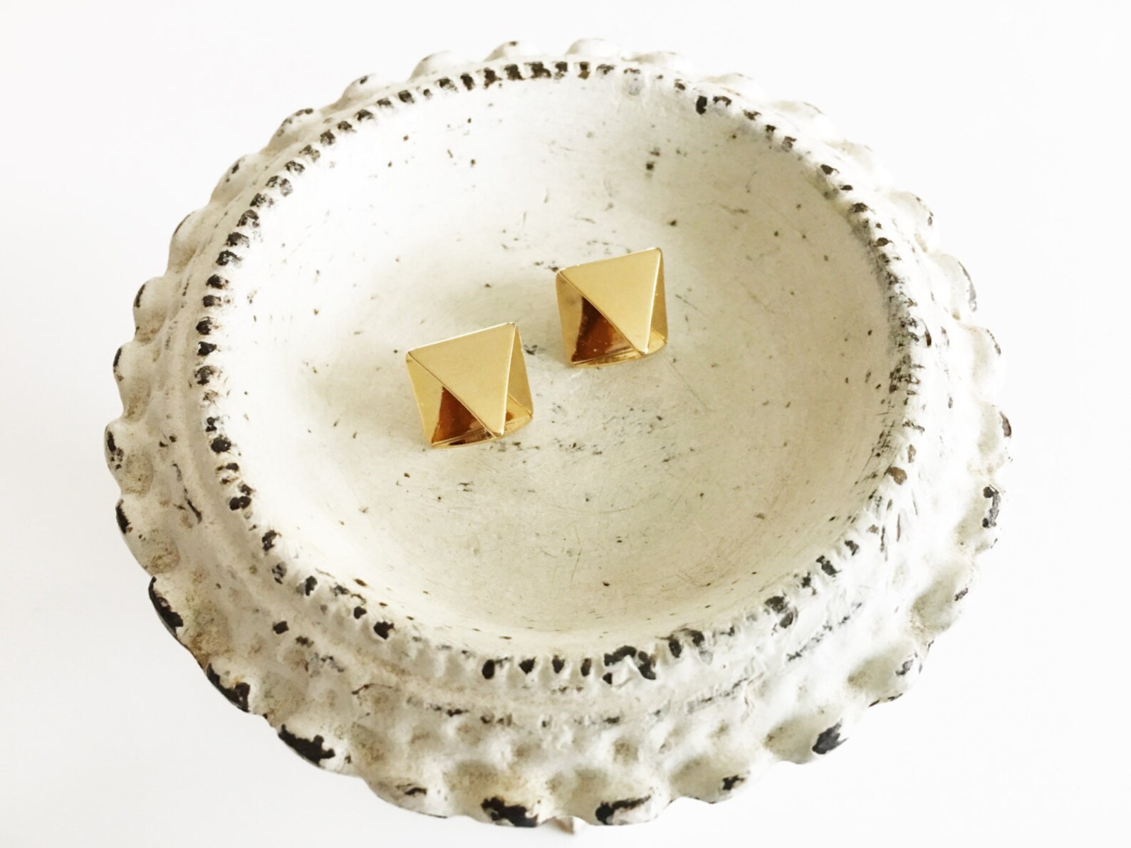 The Pyramid Earring // Gold Post 3D Earrings // Geometric Stud - Etsy