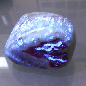 UV Stones, Stone Set, Educational Stones, UV Minerals, Smithsonite ...