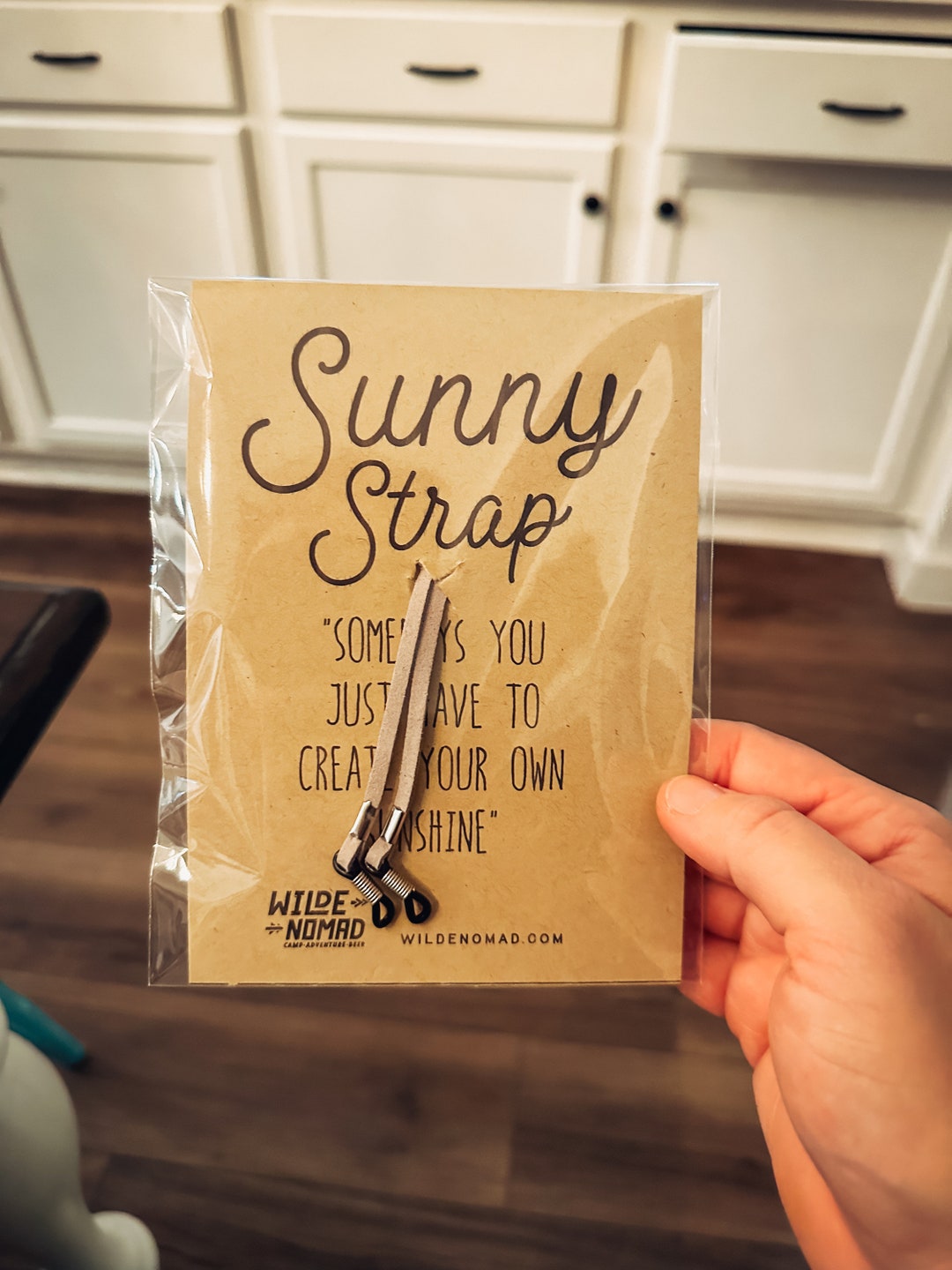 Sunny Straps National Park National Park Sign wilde Nomad Sunglasses ...