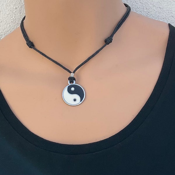 Yin Yang Necklace - Etsy