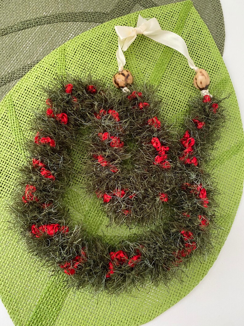 Anthurium Lei - Etsy