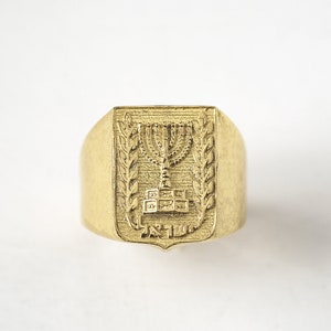 14k Yellow Gold Men's Signet Ring, Emblem of Israel Menorah Design ...