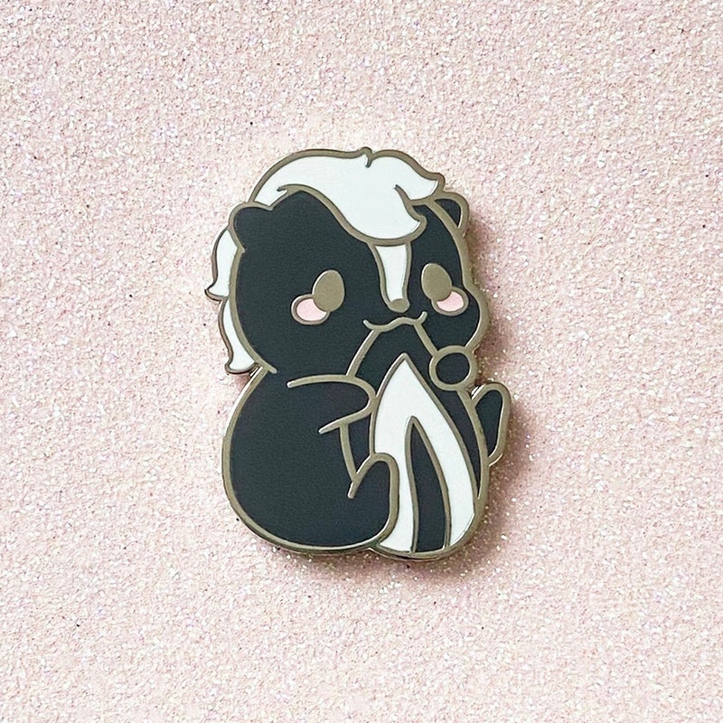 Skunk Pin - Etsy