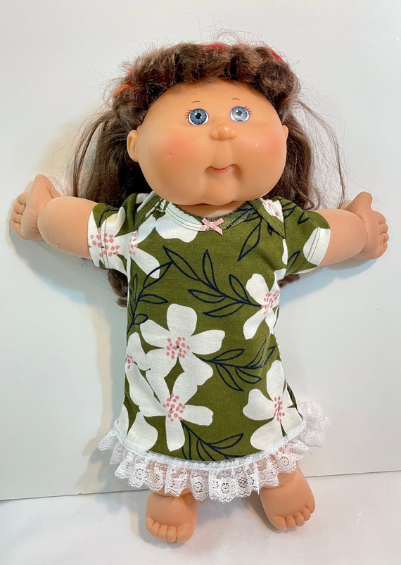 16 Cabbage Patch white Flowers Moss GREEN - Etsy