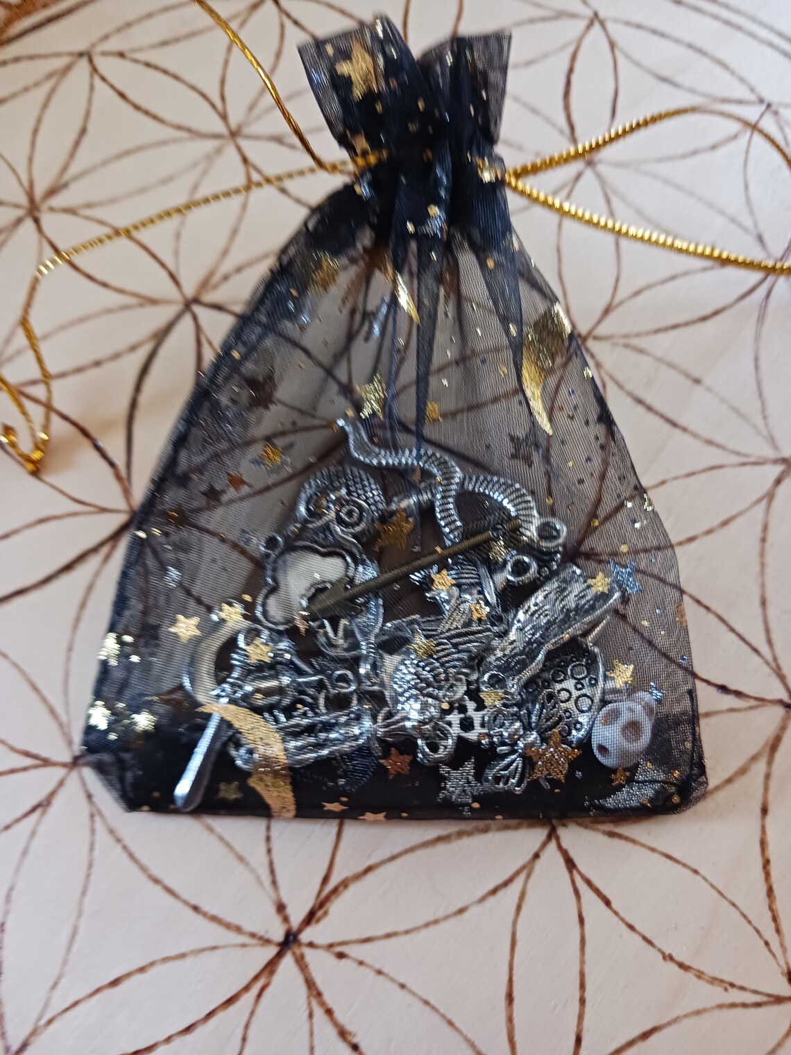 Charm Casting Kit for Divination - Assorted Charms and Trinkets - Etsy