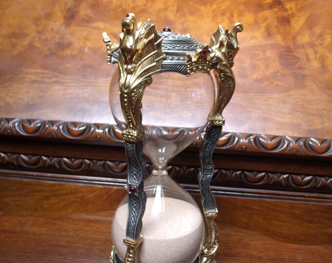 Vintage Hourglass Merlin's Crystal Hourglass - Etsy
