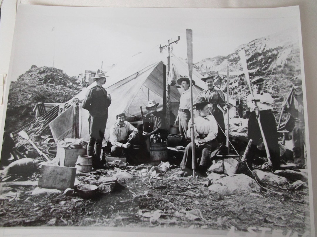 Antique Yukon Klondike Gold Rush Black and White Photo Yukon 984 ...