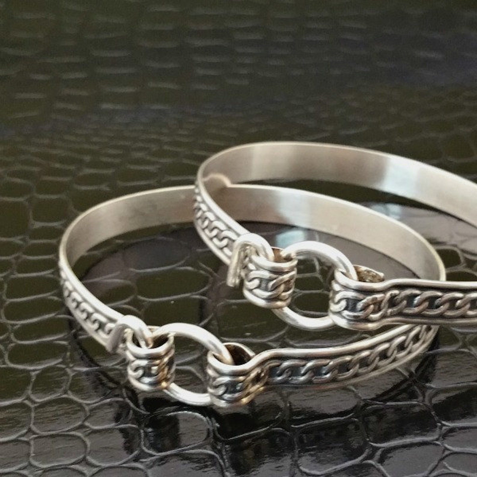 Donovan Locking Submissive Handcuff Bracelets, Restraining Cuffs ...