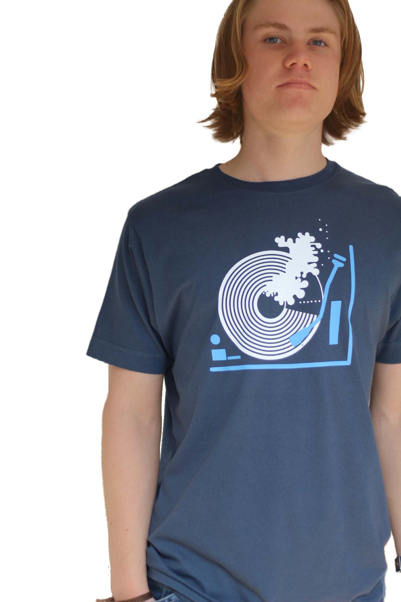 Sound Wave Vinyl Record Player T-shirt - Etsy