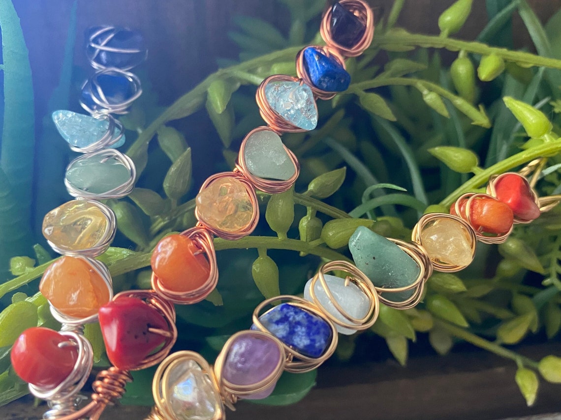 Wire Wrapped Crystal Rainbow Holder Wand, Clip for Long Nails, Chakra ...
