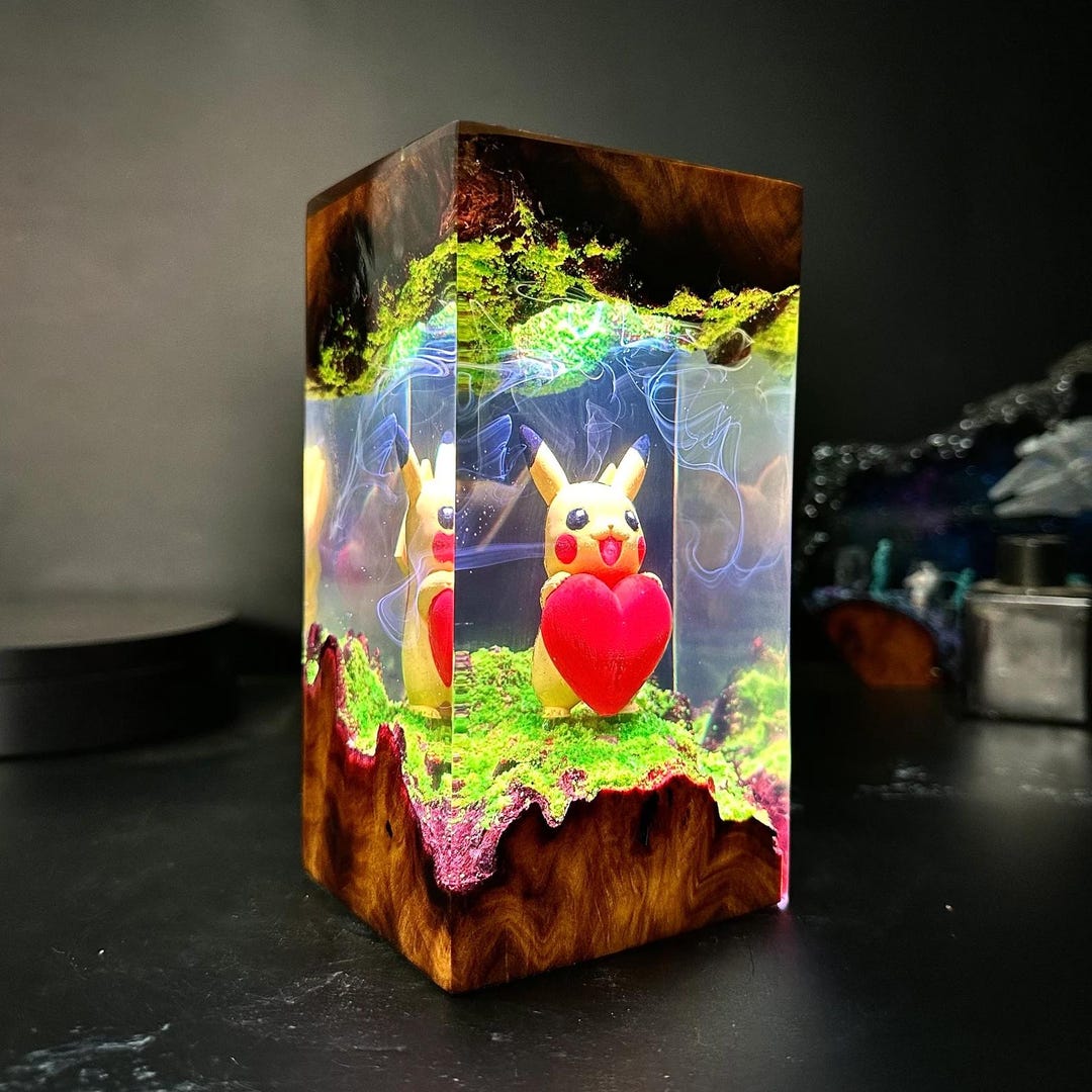 PIKACHU Pokemon Epoxy Lamp, Custom Epoxy Resin Lamp, Resin and Wood ...