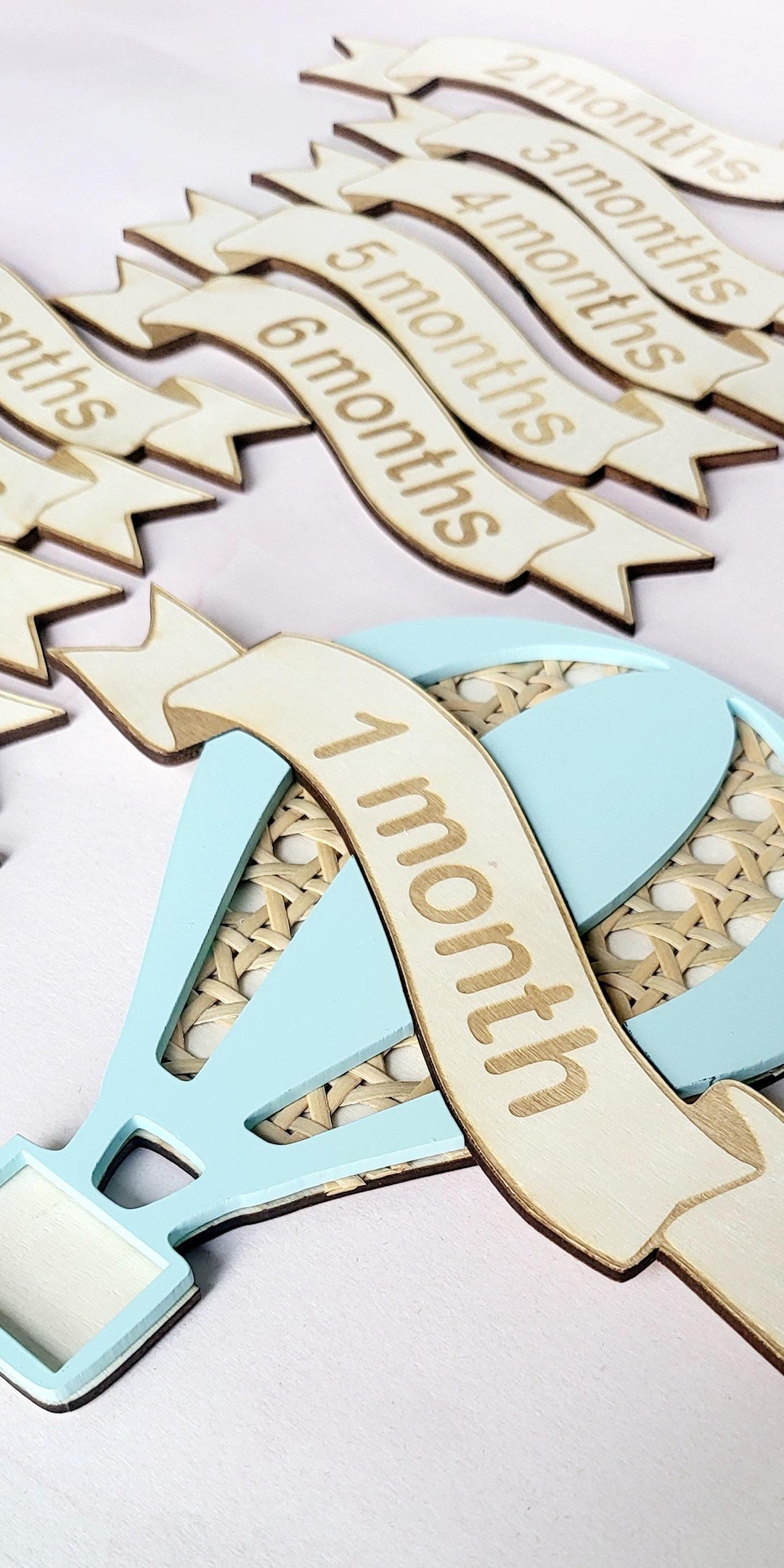 Baby Milestone Markers, Monthly Baby Milestones, Baby Growth Milestones ...