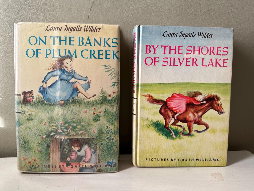 Vintage Laura Ingalls Wilder's Pictorial Hard Cover Books. on the Banks ...