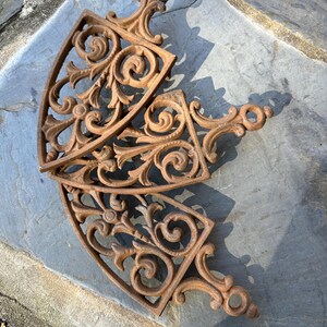 3 Antique Cast Iron Decorative Sad Iron Holders. Vintage Rusty Iron ...