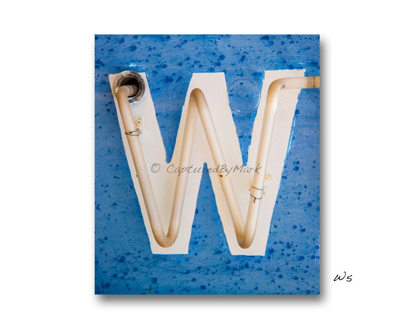 Letter Art, Letter W Alphabet Art, Vintage Vegas Neon Sign Letters ...