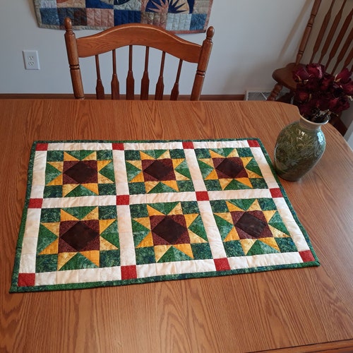Sunflowers in the Garden Quilted Table Runner PDF Pattern - Etsy