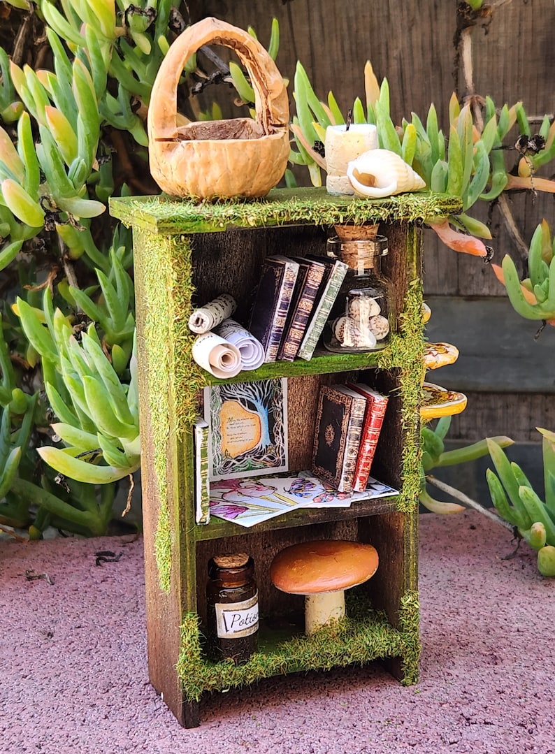 Woodland Crystal Fairy Bookcase Miniature Mushroom Dollhouse - Etsy