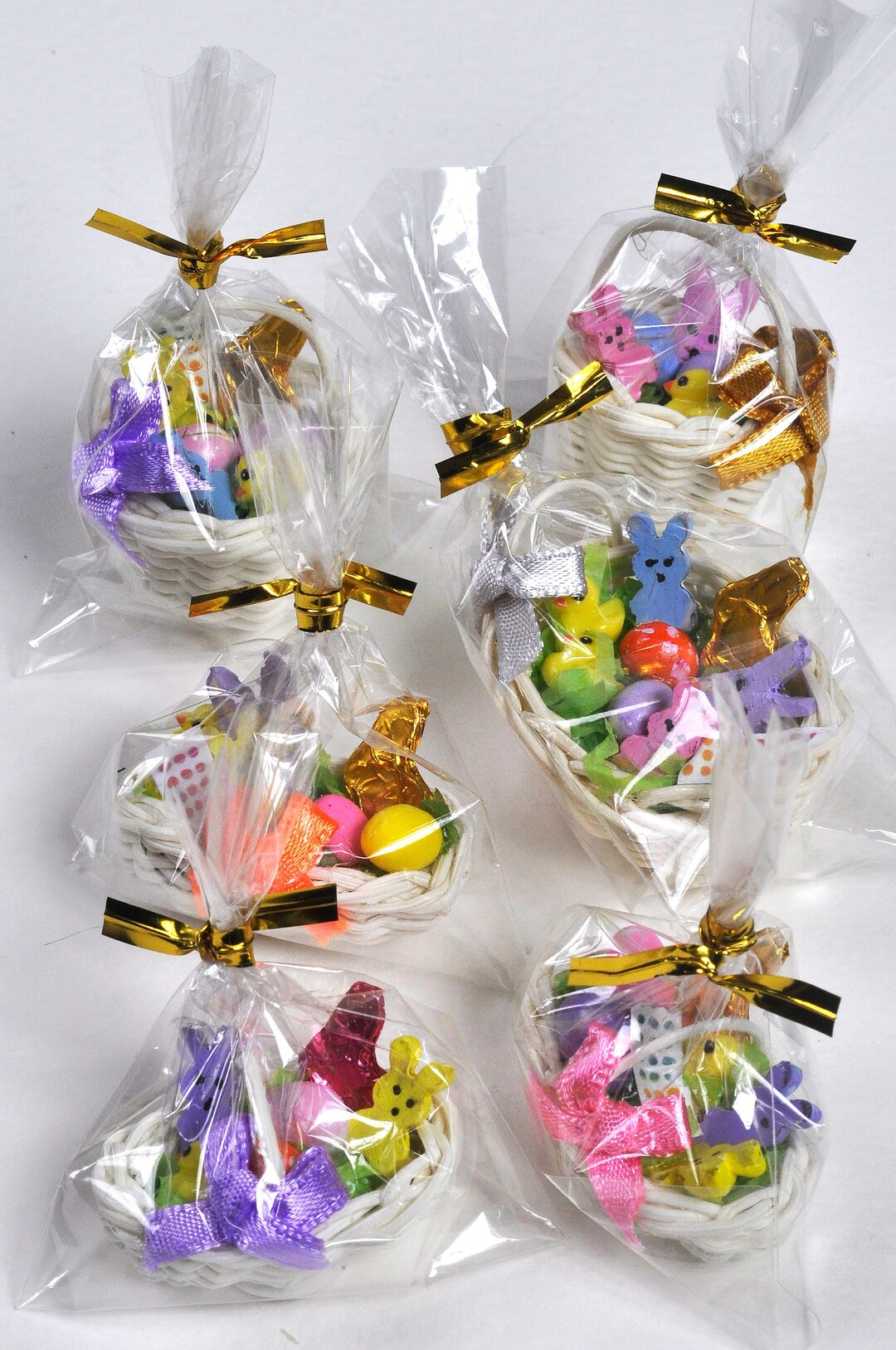 Miniature Easter Baskets 1:12 Scale, Dollhouse Easter Basket. Miniature ...