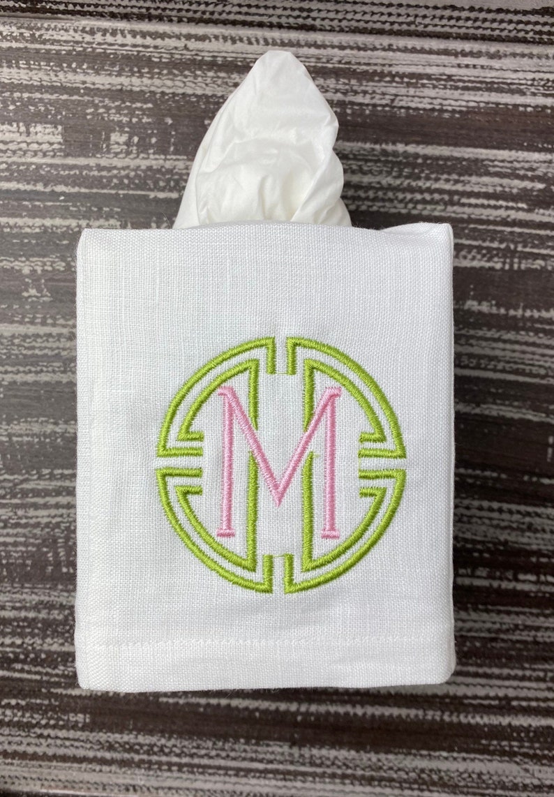 Monogrammed Linen Tissue Box Cover: Personalized Medallion Gift - Etsy