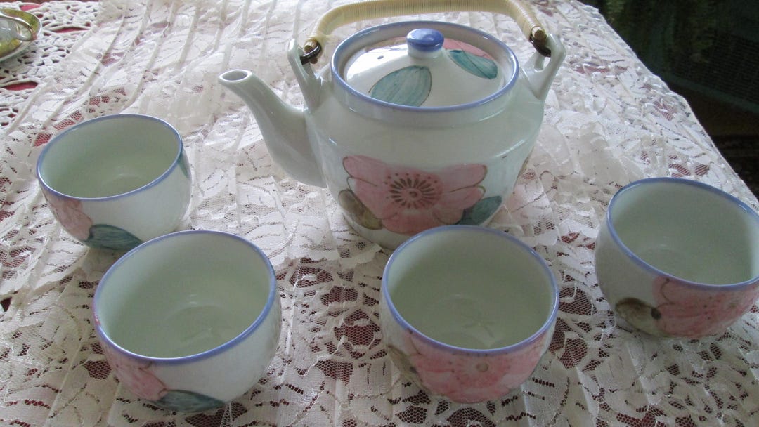 Vintage 2 Cup Tea Pot With Matching Cups - Etsy