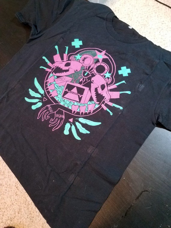 Surreal Bones Shirt screen Printed - Etsy