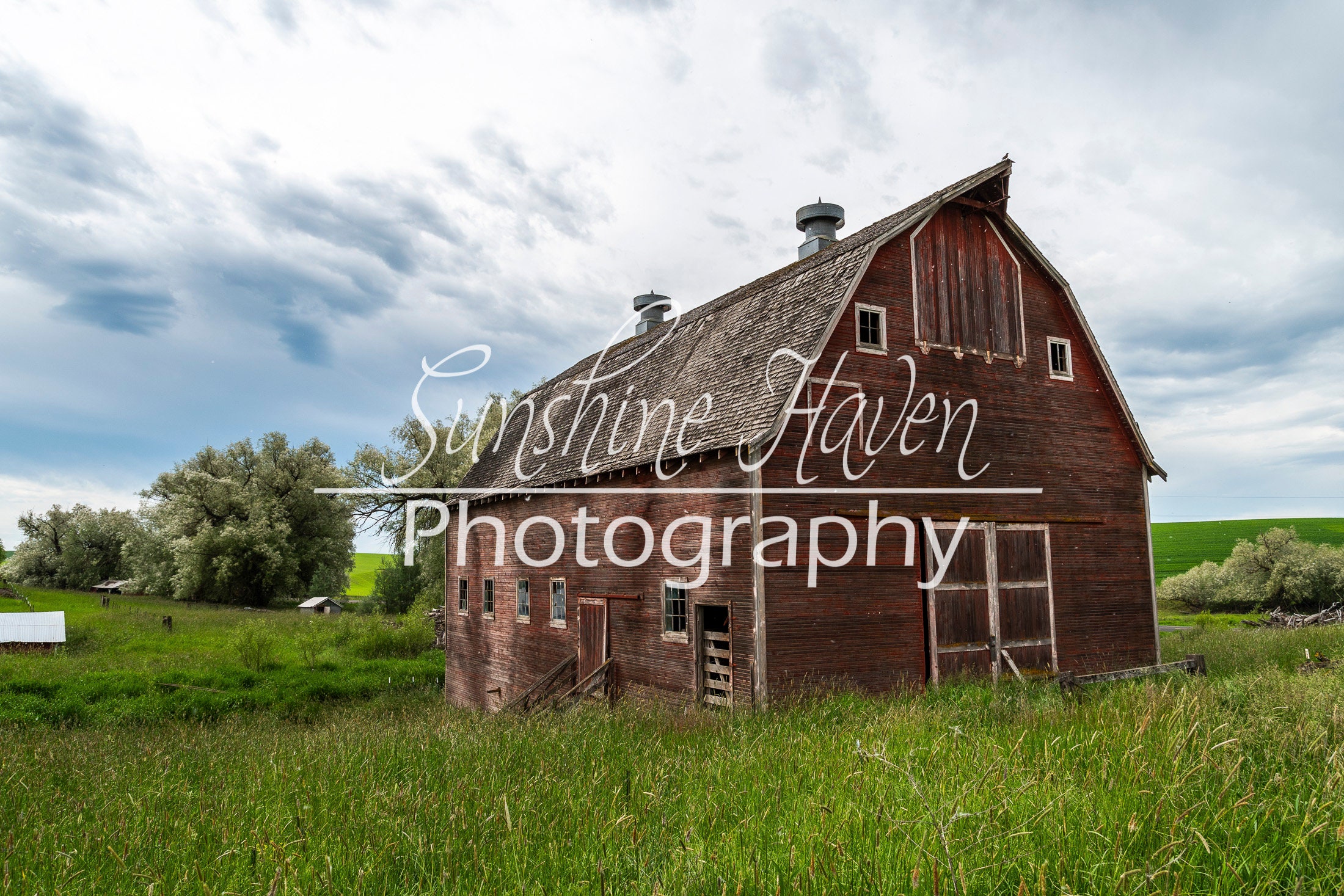 Old Red Barn Photography