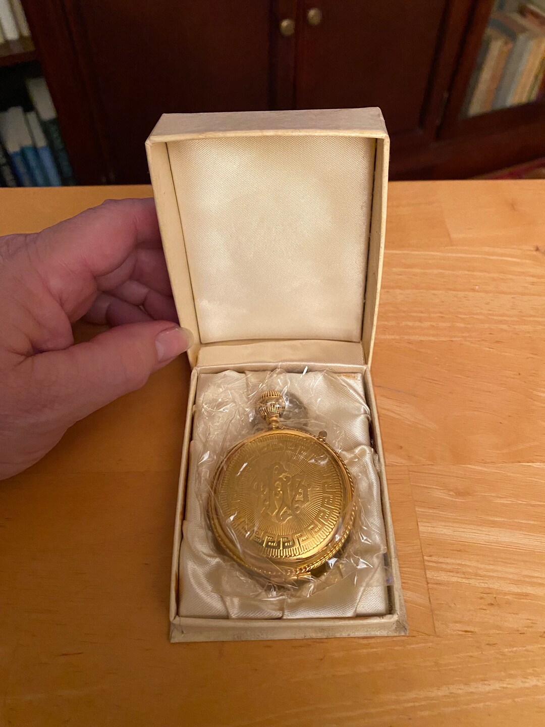 Vintage Holy Communion Wafter Container - Etsy