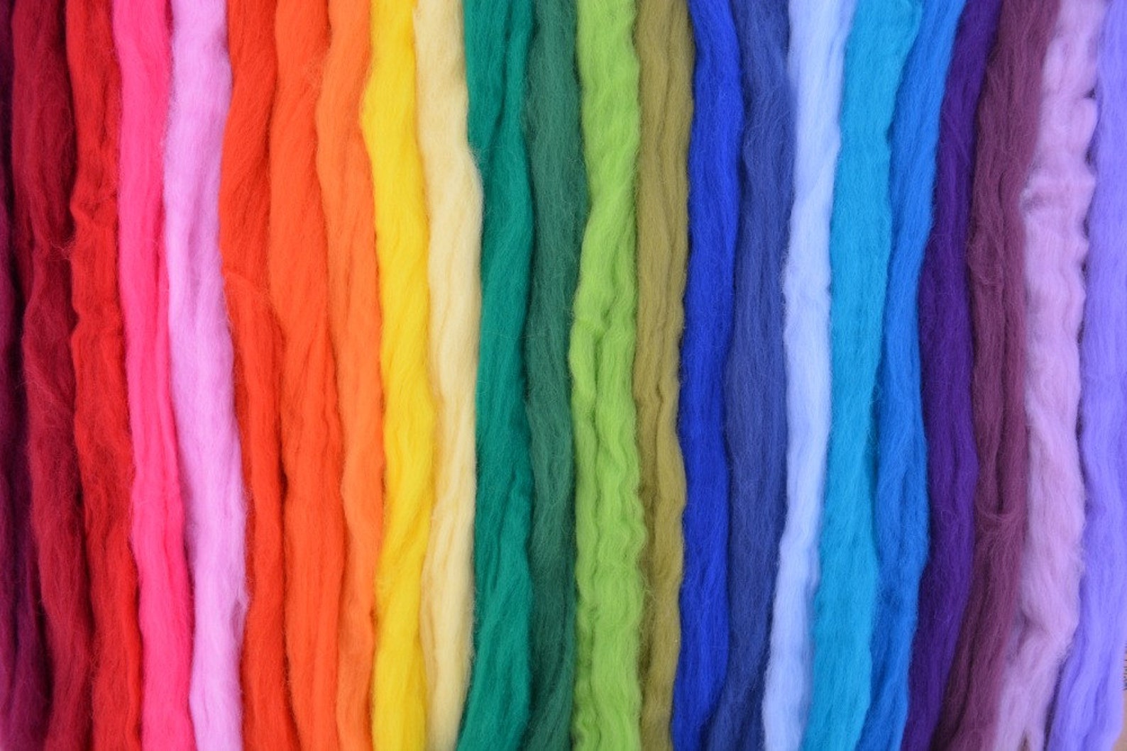 58 Color Wool Roving Sampler With Corriedale Wool Roving. Dyed Colors ...
