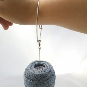 Wrist Thread Ball Holder, Hold Your Thread Handy for Tatting and ...