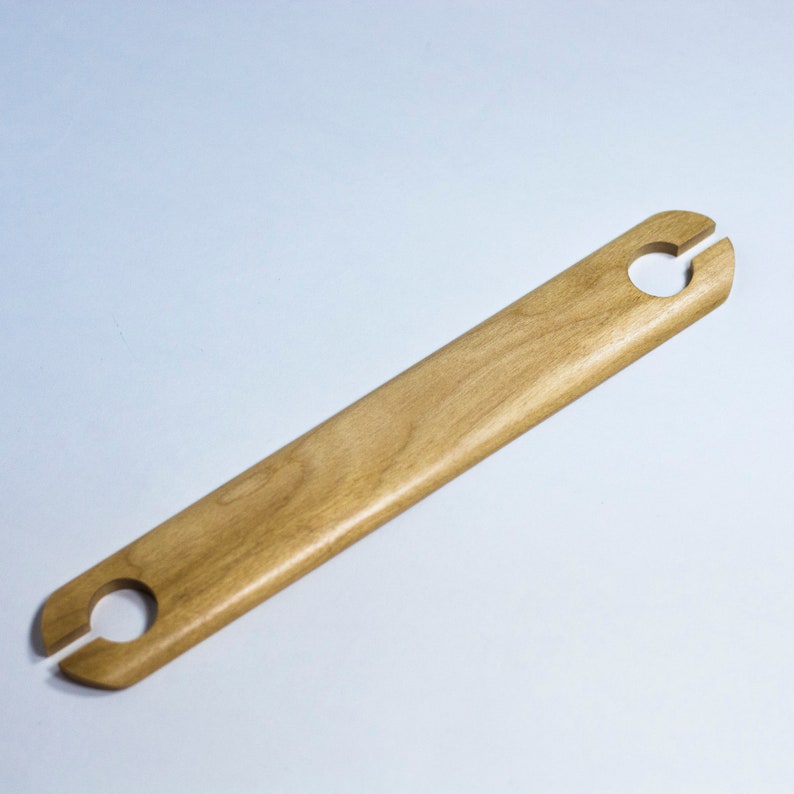 Small 8" Weaving Stick Shuttle, Keyhole Ends, Polished Finish - Etsy