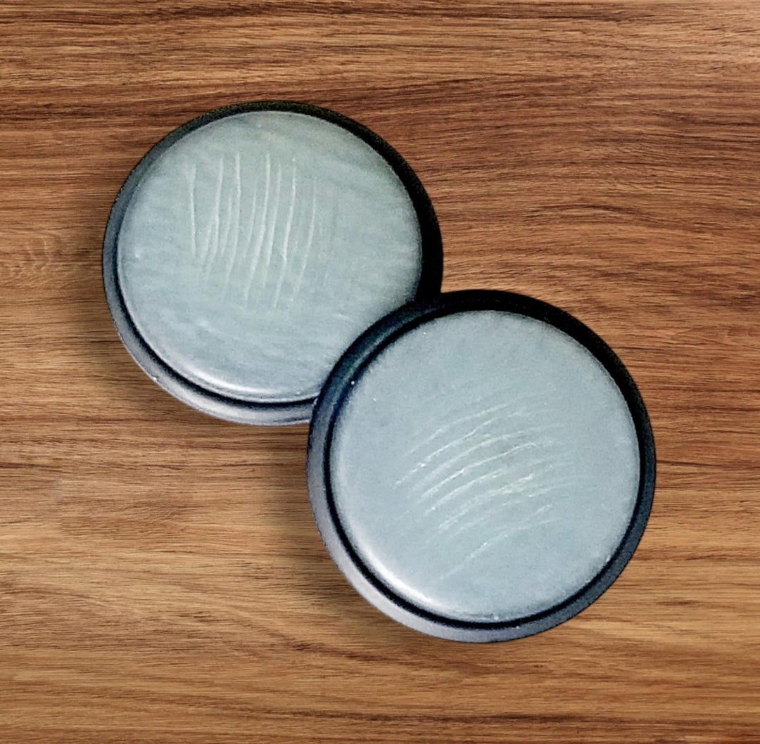 Dark Blue Buttons With Light Blue Center & Carved Jagged Lines - 20 Mm ...