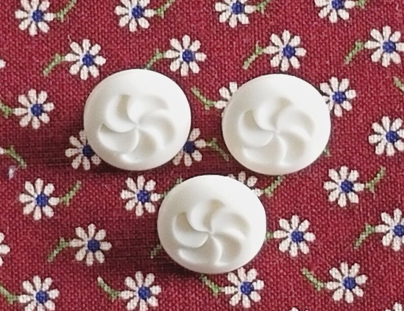 White Shank Buttons With Pinwheel Design 11 Mm or 7/16 Inch - Etsy