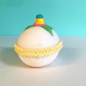 Vintage Easter Circa 1960s Sugar Diorama Easter Egg With Original Box. Easter Scene Sugar ...