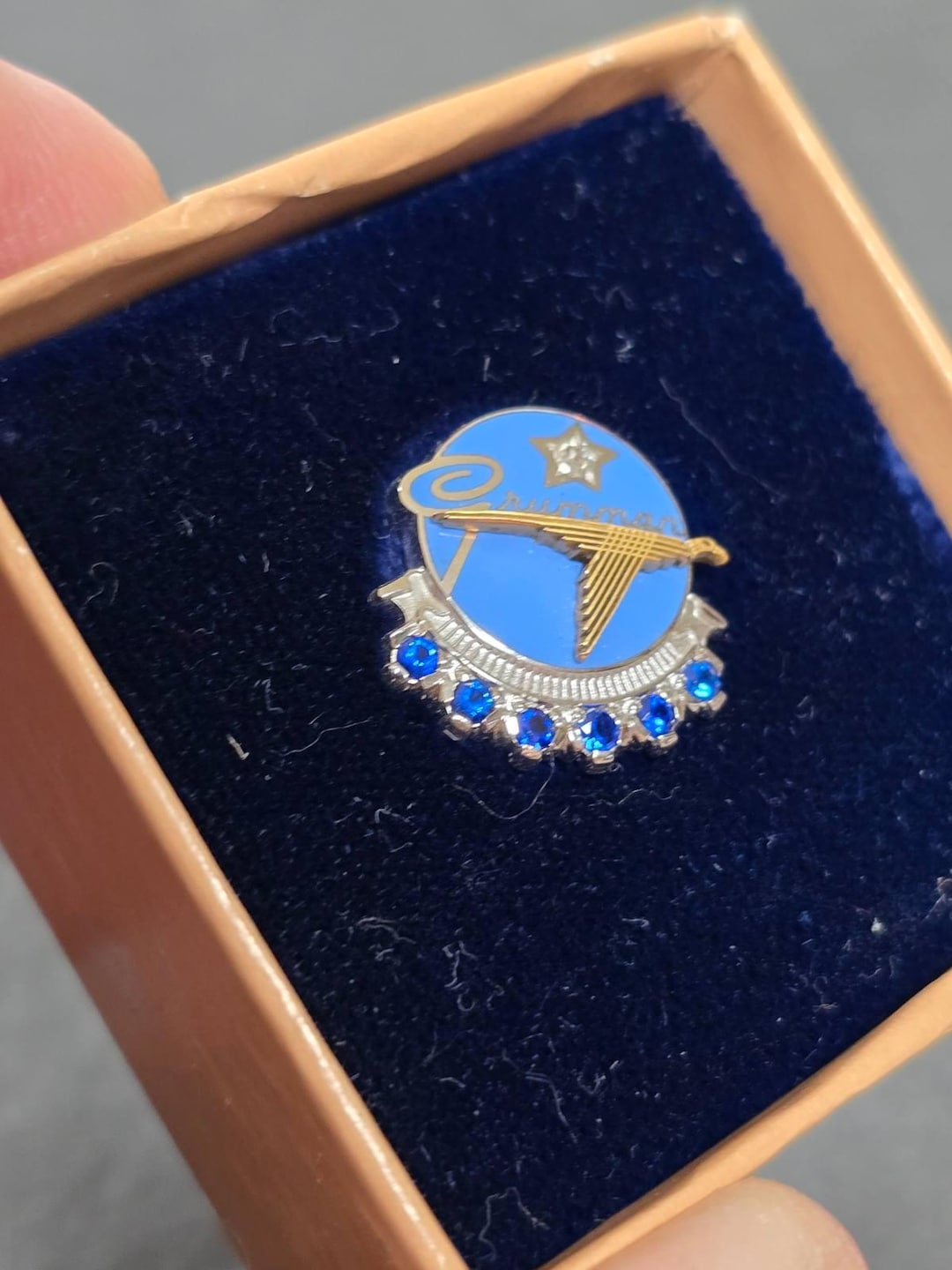 Vintage Grumman Pin - 30 Years Service - 1 Diamond 6 Sapphires 10K Gold ...