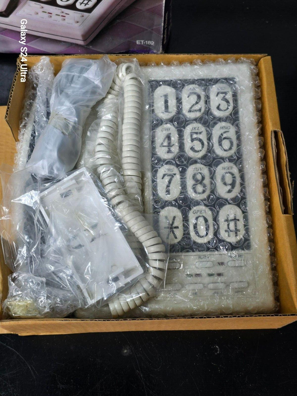 Vintage Radio Shack Two Line Big Button Telephone Amplified Receiver ET ...