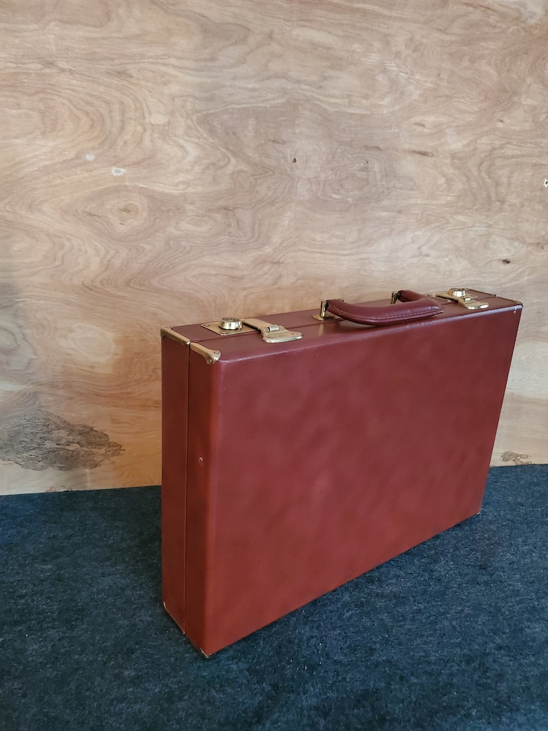 Vintage Hard Sided Leather Briefcase/ Locking Attache'/ Document/laptop ...