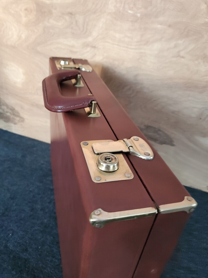 Vintage Hard Sided Leather Briefcase/ Locking Attache'/ Document/laptop ...