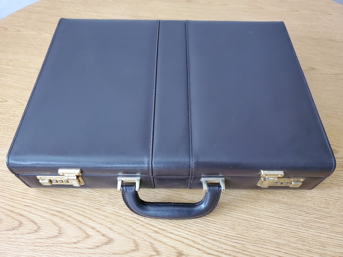 Avenues in Leather Attache/ Vintage Briefcase/ Laptop Case/ Document ...