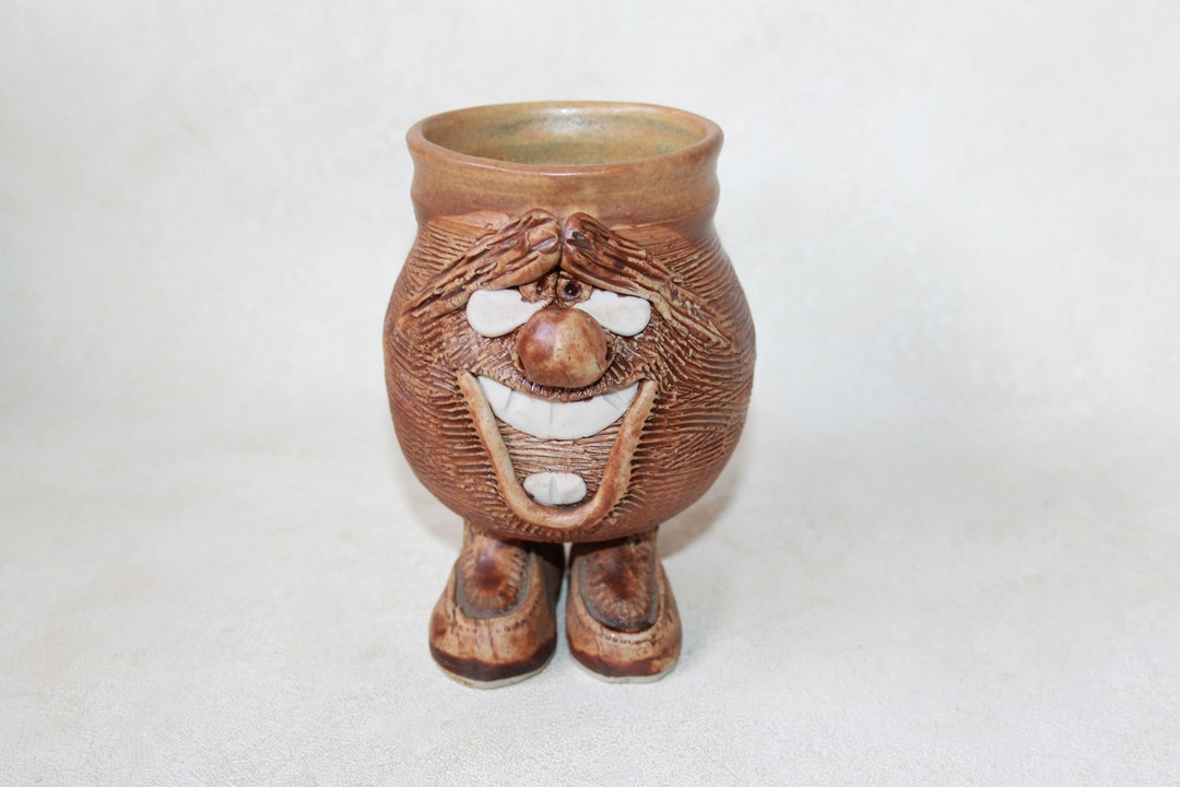 Vintage Smiling Face Pottery Mug With Feet Hand Thrown Art Pottery - Etsy
