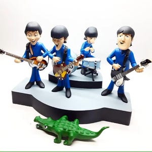 Miniature Beatles Figurines & Instruments With Drums, VOX Amps, Stage ...