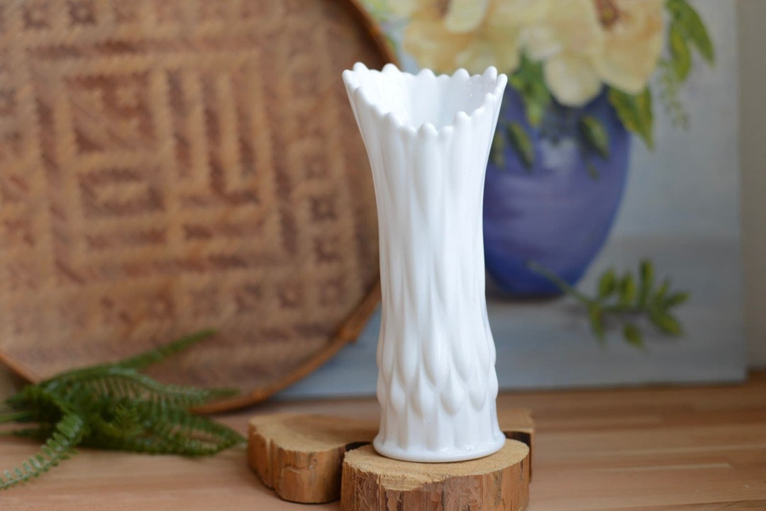 Frisco Milk Glass by Fostoria 9.75 Vase White Glass Swung - Etsy
