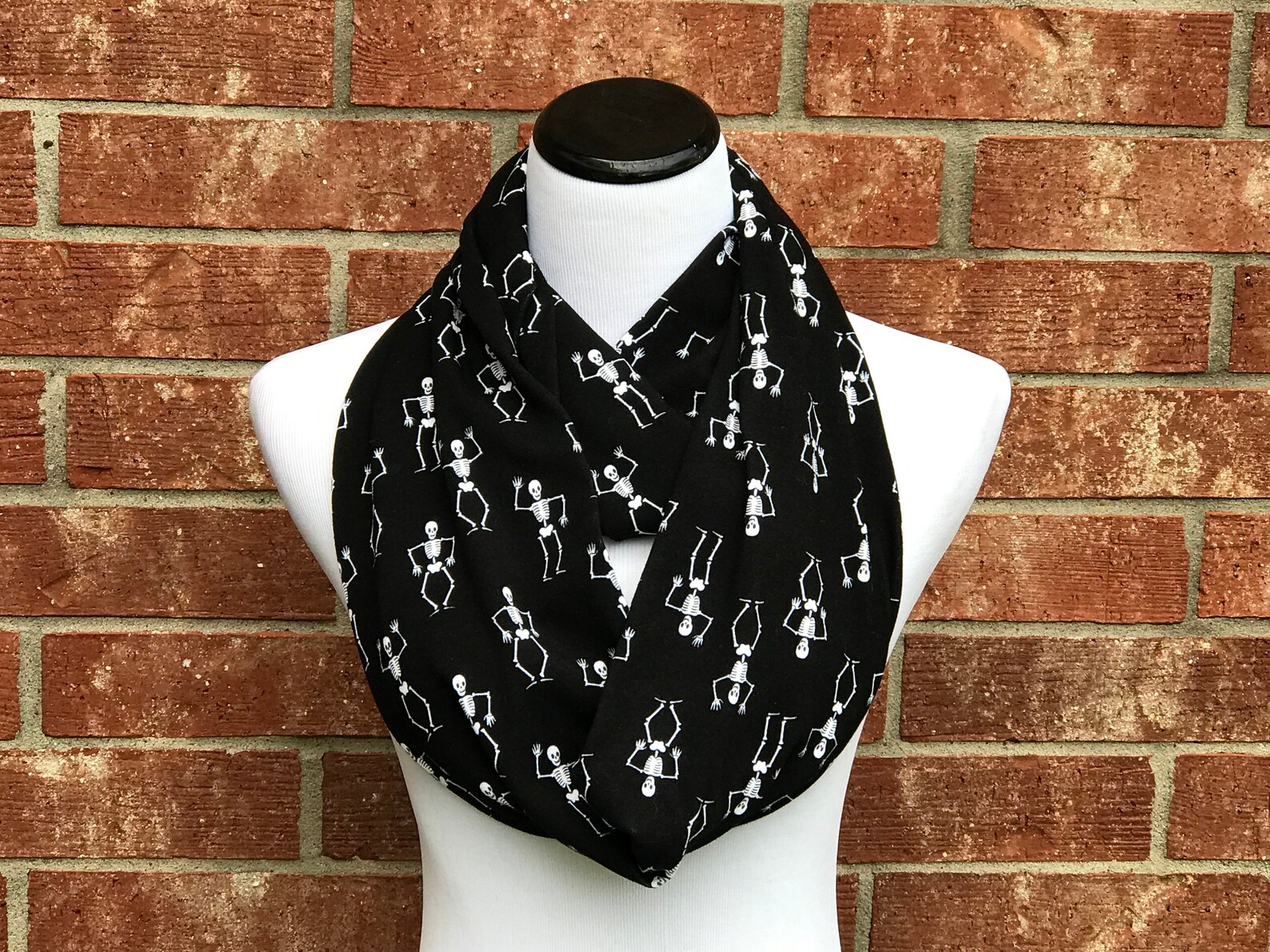 Skeletons Infinity Scarf Spooky Skeleton Scarf GLOWS IN the - Etsy