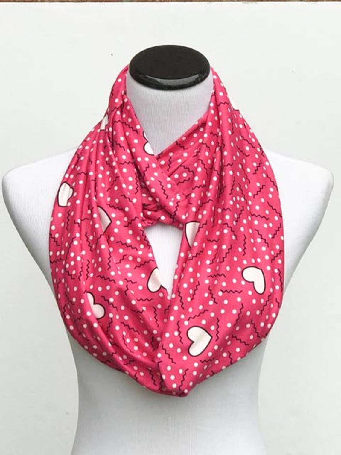 Hearts Scarf Valentine's Day Scarf Pink White Loop Scarf - Etsy UK