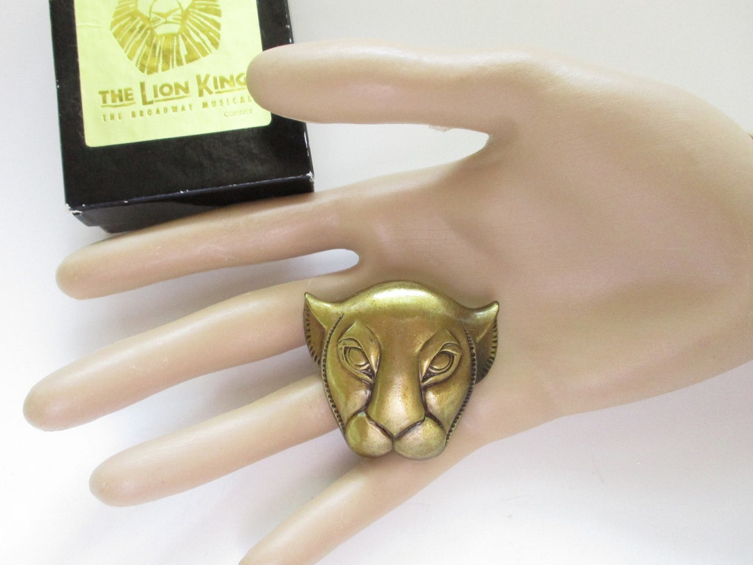 Vintage DISNEY Lion King Brooch Simba Gold Tone Head Signed - Etsy