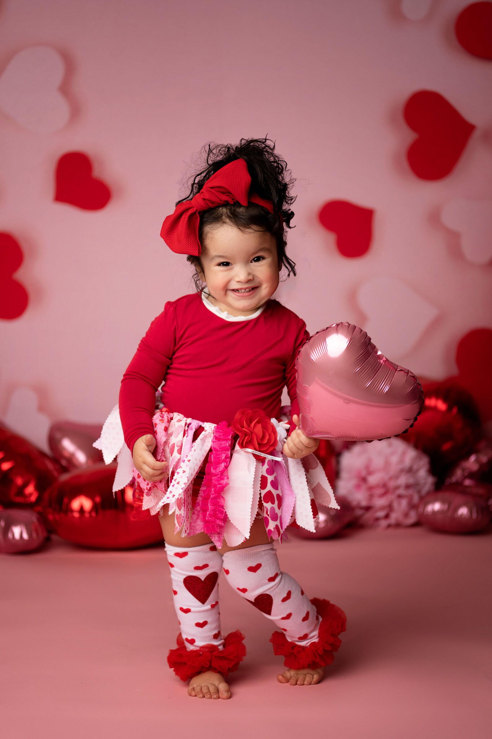 Baby Girl Valentine's Outfit Hugs and Kisses - Etsy