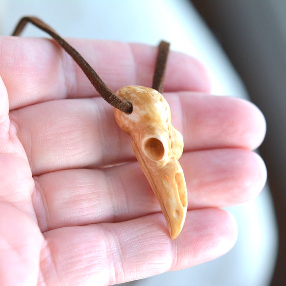Jewelry & Beauty Raven Skull Carving Hand Carved Bone Men Jewelry ...