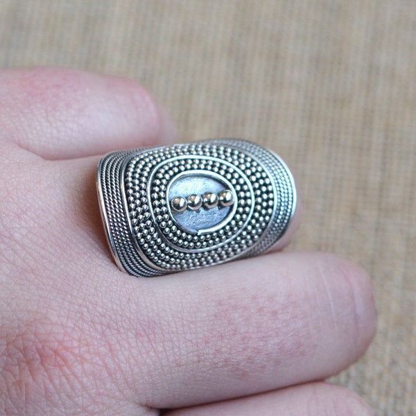Shield Ring - Etsy