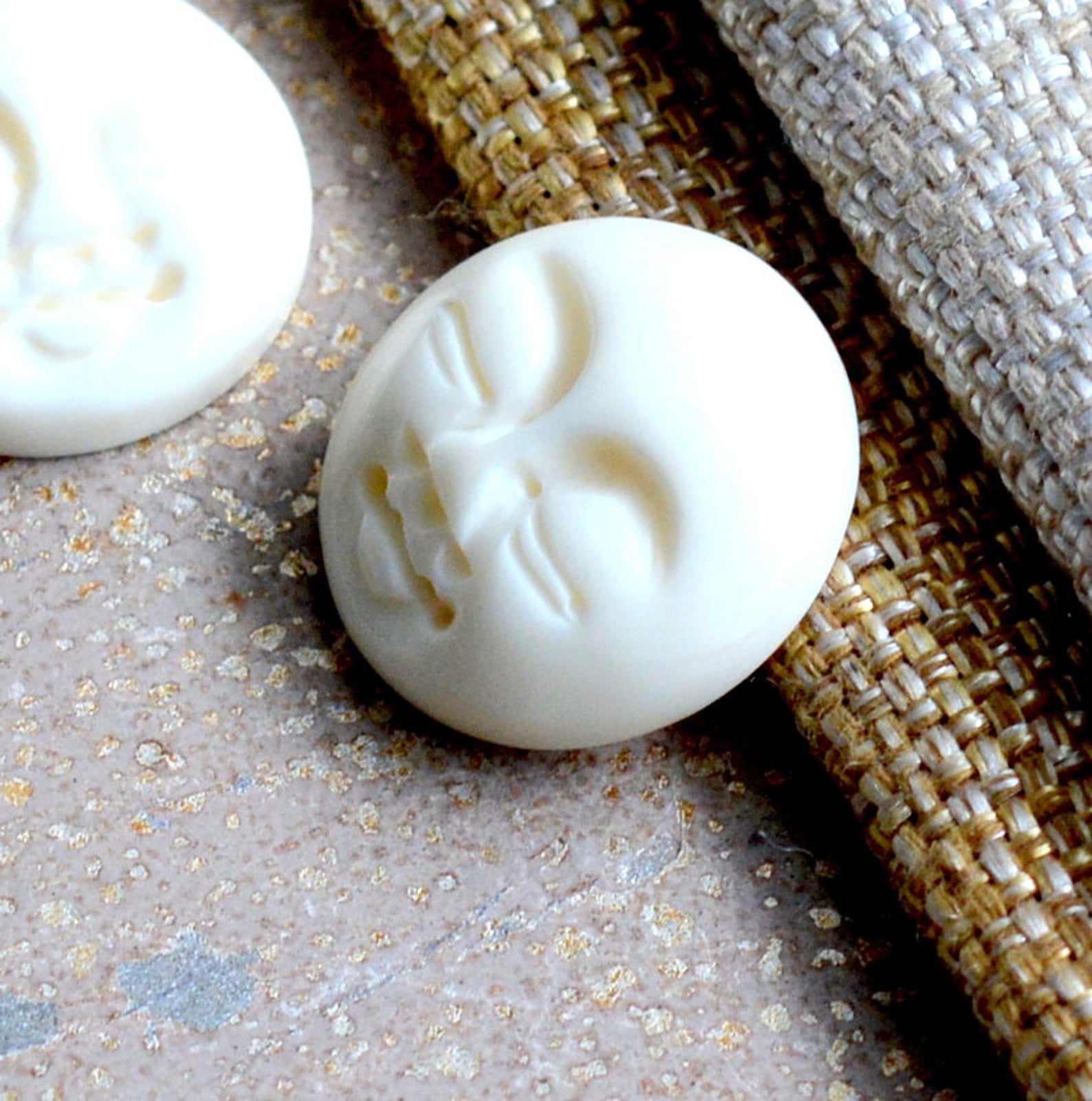 2 18mm Carved Bone Moon Face Cabochons Cow Bone Carving | Etsy Canada